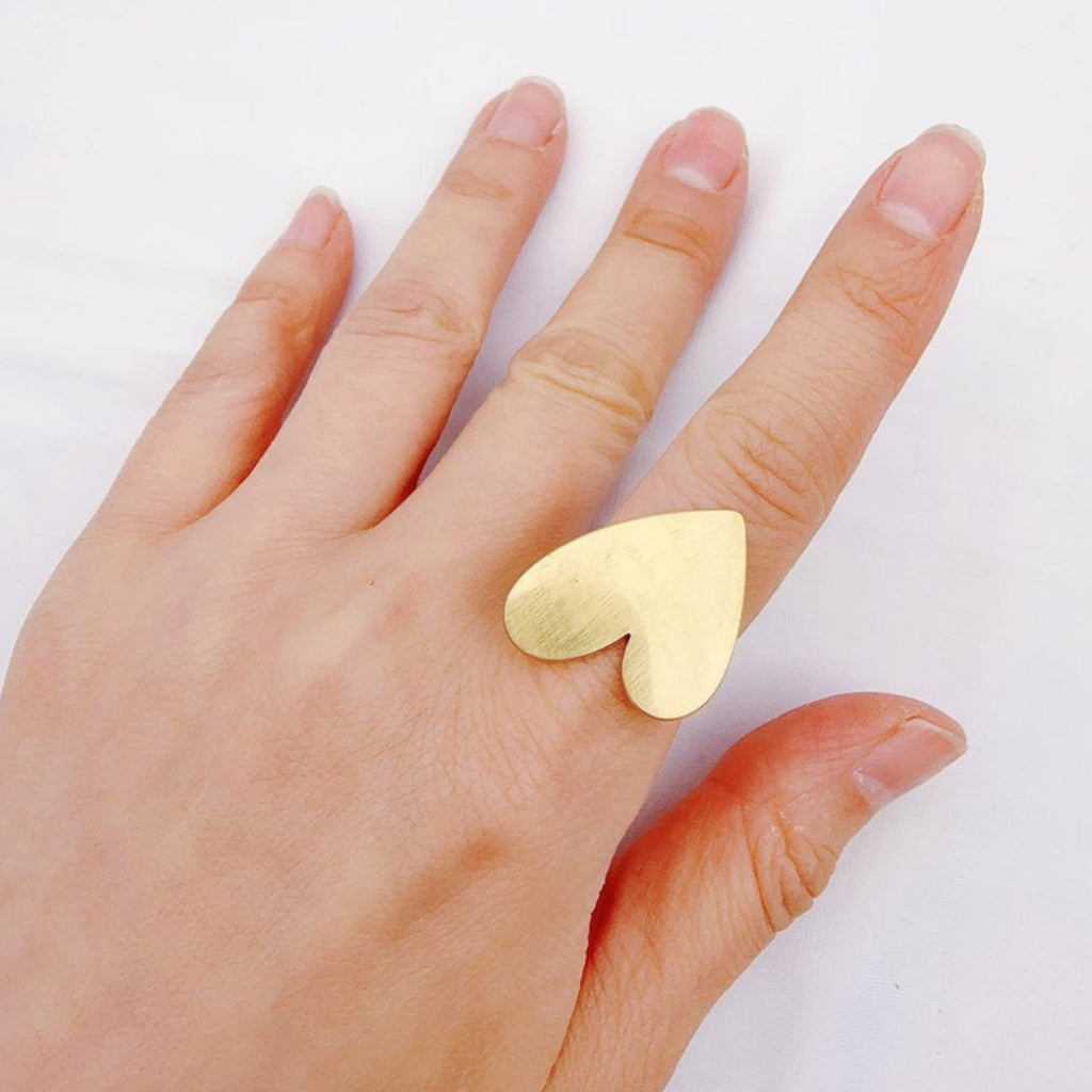 Matt heart ring